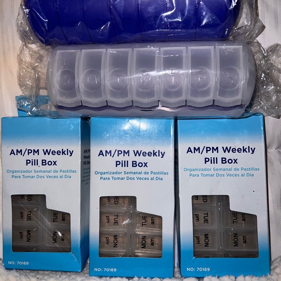 None | Other | Ampm Weekly Pill Box Clear And Blue | Poshmark